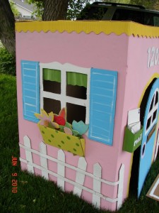 26 Coolest Cardboard Houses Ever - Ideas for Your Kids - Playtivities
