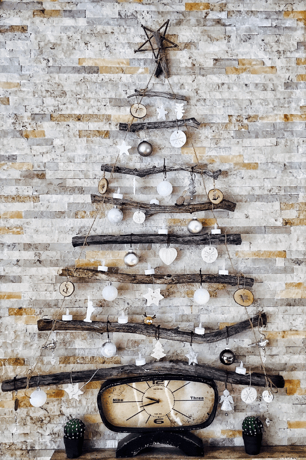 13 Proven Ideas To make DIY Christmas Tree For Kids - PLAYTIVITIES