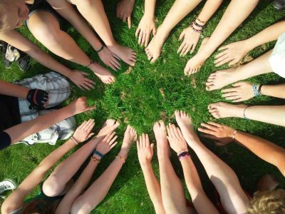 35 of the Best Group Party Games for Kids and Adults - Playtivities